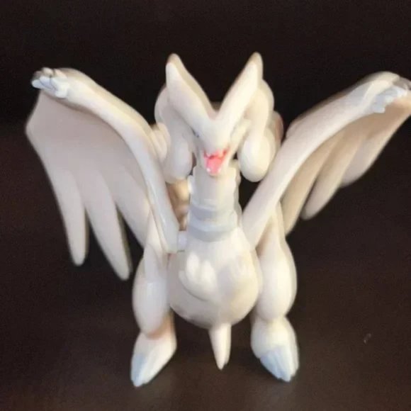 Pokemon | Toys | Pokemon Tomy Legendary Reshiram Trainers Choice Figure ...